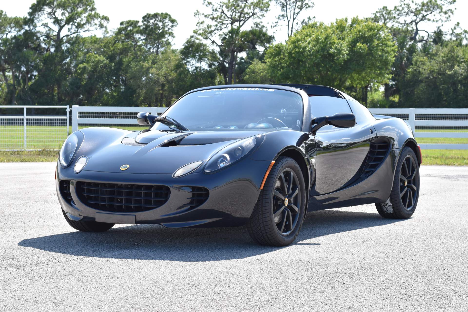 Lotus Elise Black