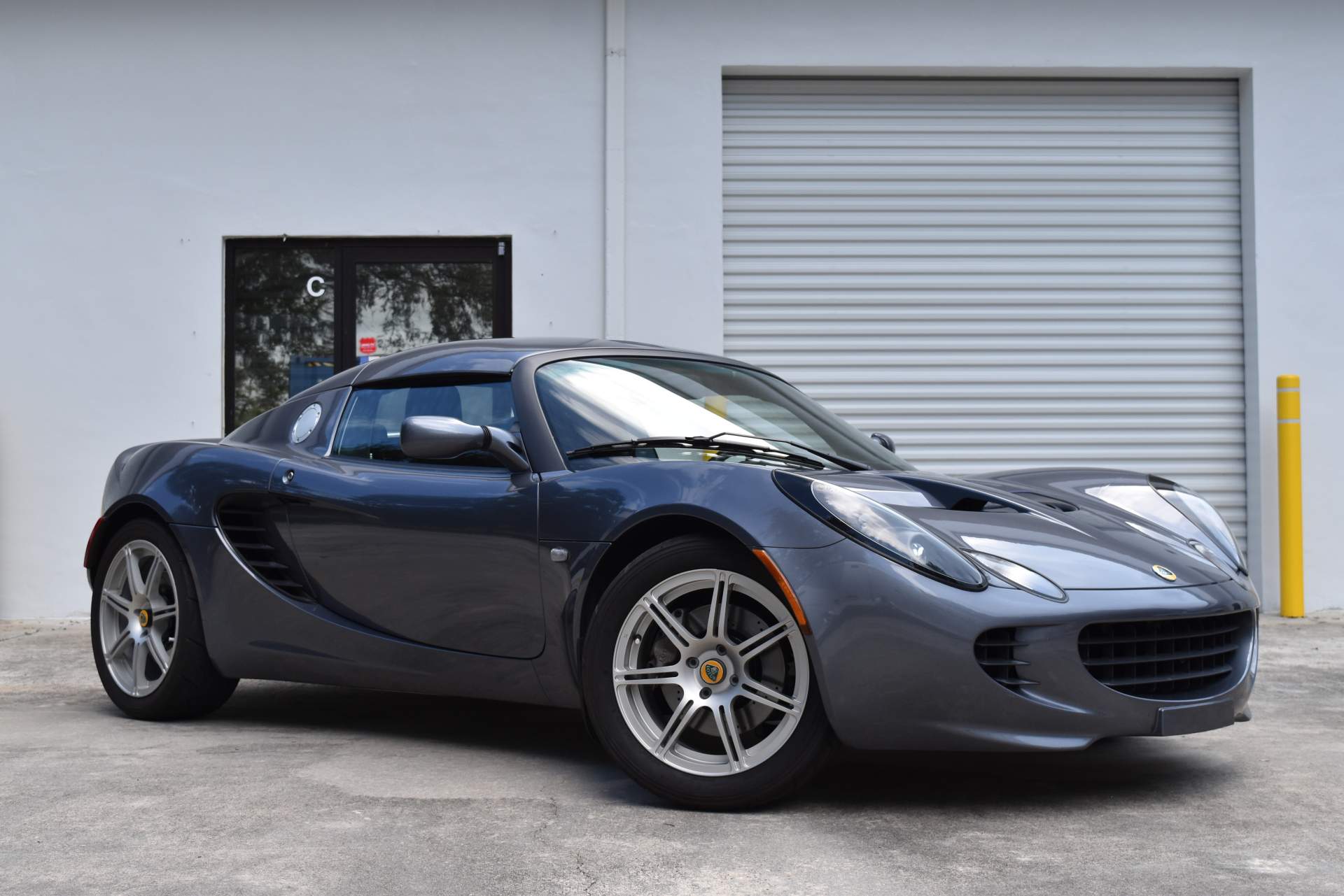 Lotus Elise Grey